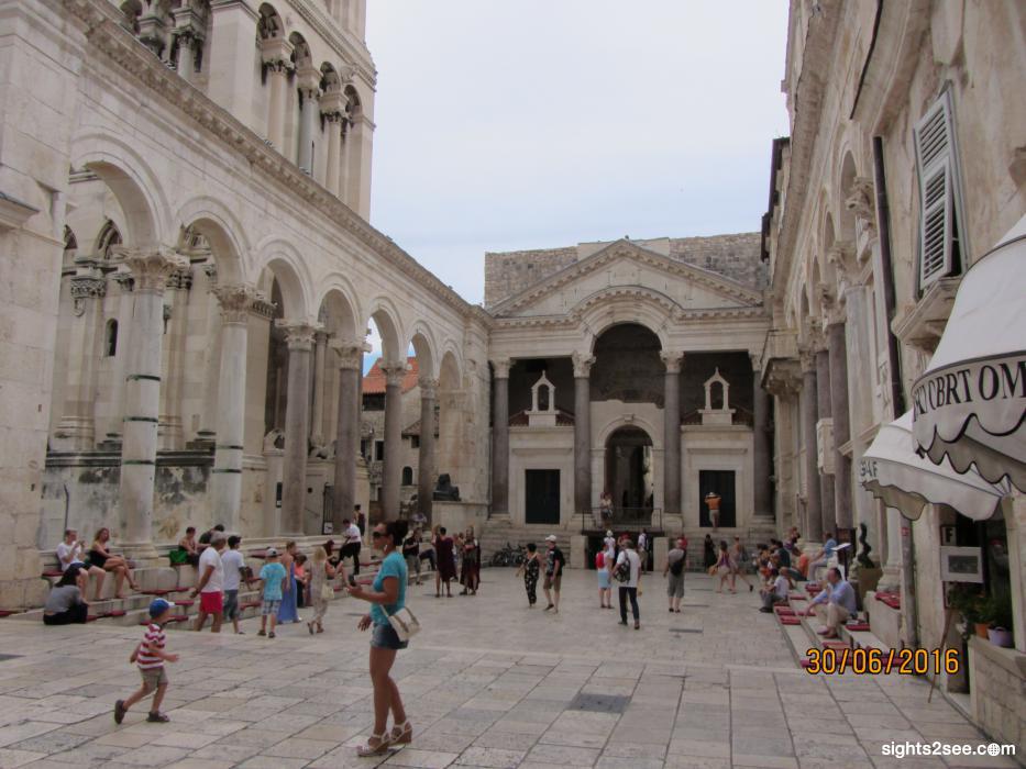 Diocletian's Palace, Split, Croatiaarchitecture, castles, historical ...